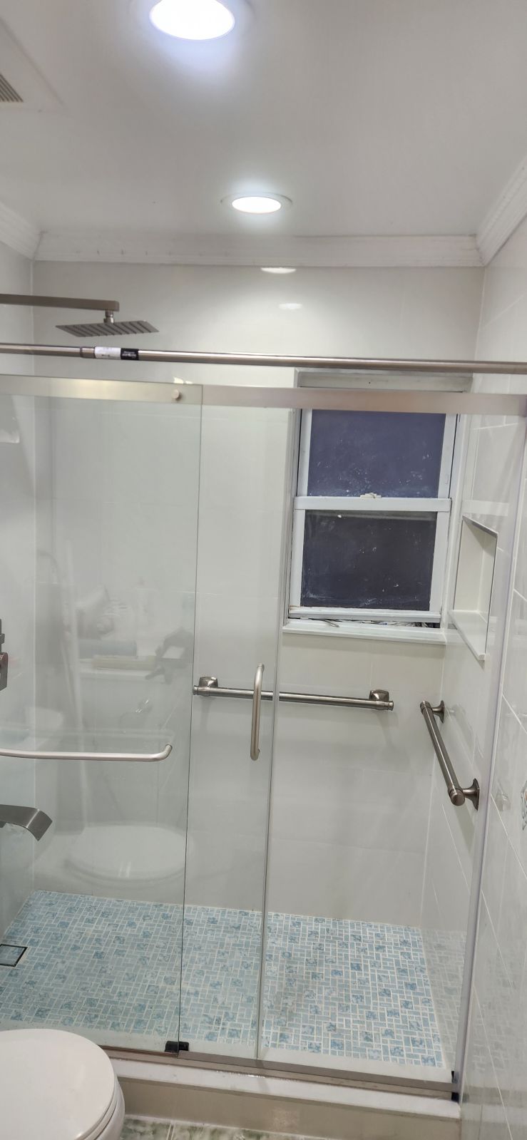 Change a tub to a shower in East Elmhurst Queens
